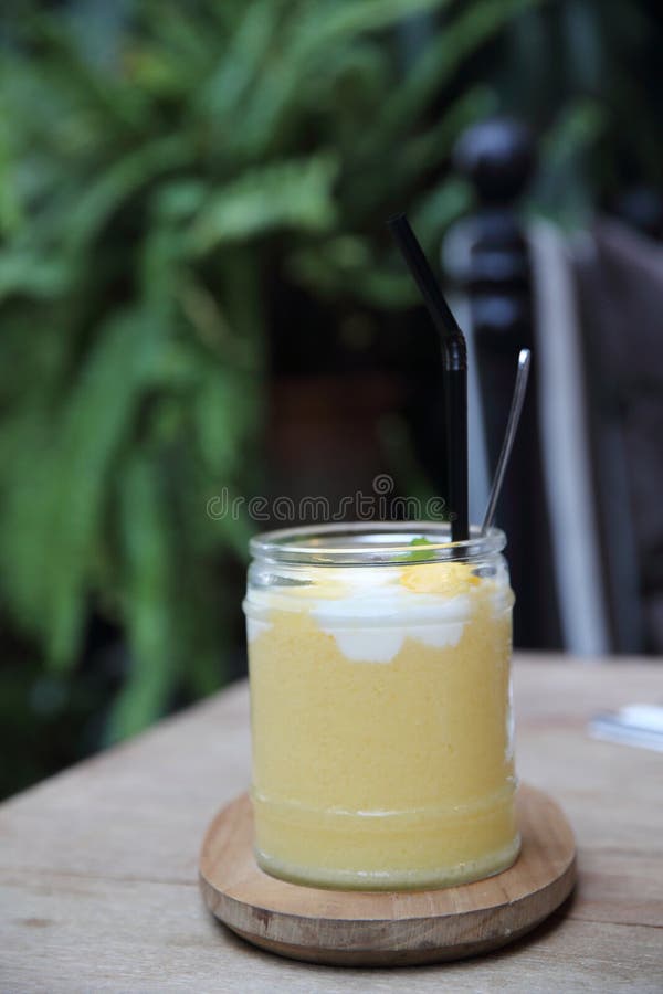 Mango frappe juice stock image. Image of nature, mangoes - 136987231