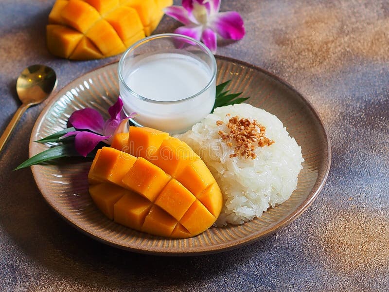 Mango Sticky Rice, Famous Thai Dessert Stock Photo - Image of asian ...