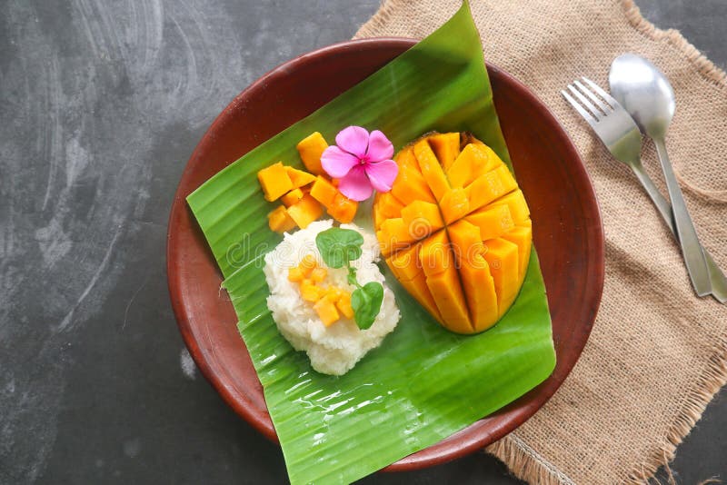 Mango Sticky Rice is Thai Dessert Made of Sticky Rice, Mango and ...