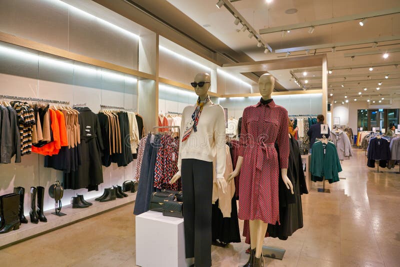 Mango store in Berlin editorial photo. Image of design - 217322046