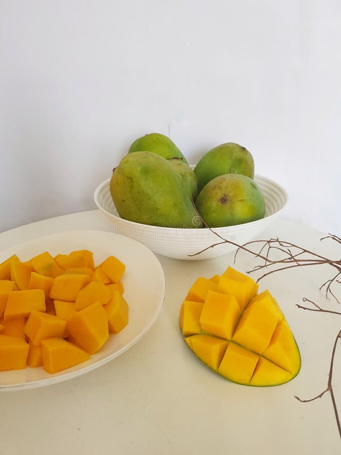 Mango Tropical Fruit, Ripe Mango Served in Plate Stock Image - Image of ...