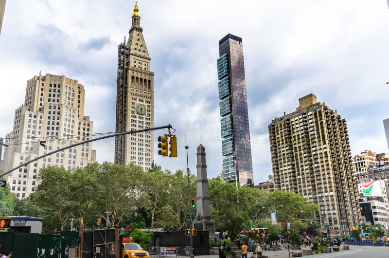 Manhatten skyline stock image. Image of america, buildings - 27557589