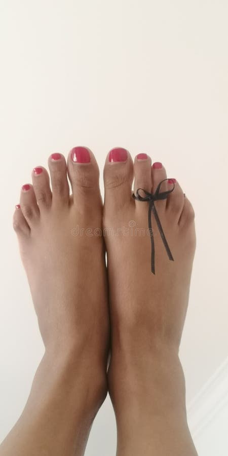 Manicured Feet and Red Gerber Flower Stock Image - Image of manicure ...