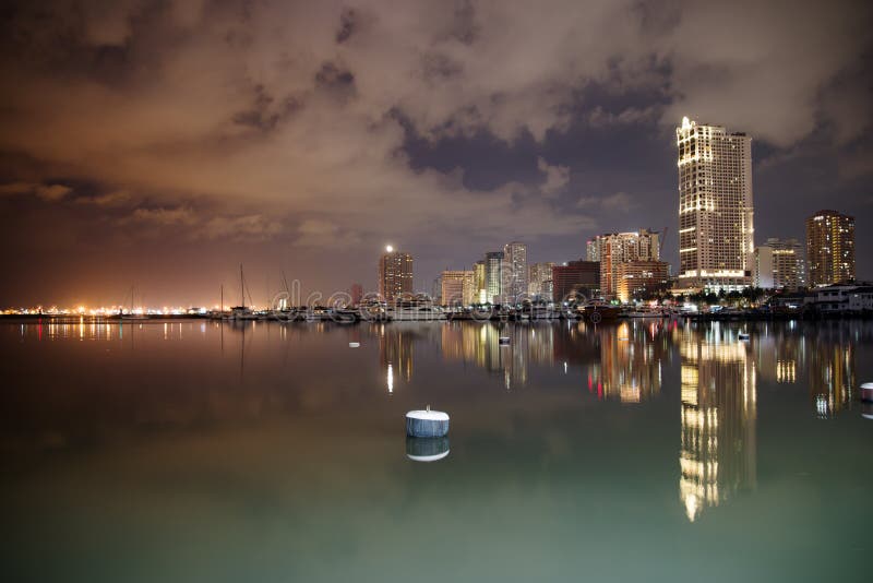 Manila Bay at Harbor Square Editorial Stock Photo - Image of manila ...