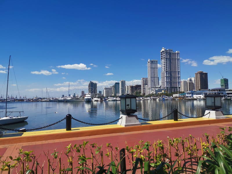 Manila Day Bay Ocean Front View Editorial Photo - Image of manila ...