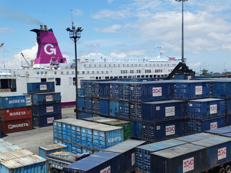 Manila Harbour, Philippines Editorial Photography - Image of industry ...