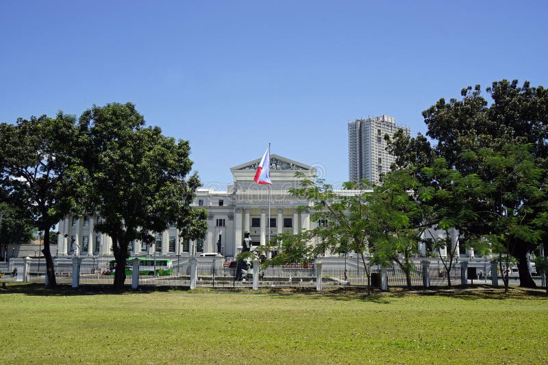 Manila, Philippines, Circa March 2023 - Monument in the City Editorial ...