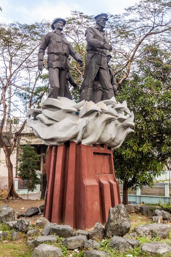 General Douglas MacArthur Statue at Corregidor Island in Cavite ...