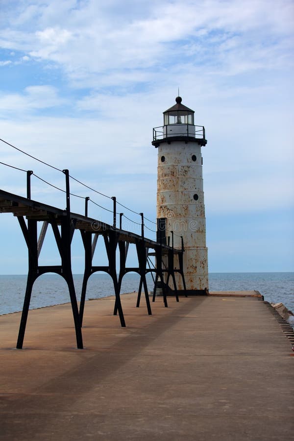 Manistee Pier Lighthouse Sur Le Lac Michigan Image stock - Image du ...