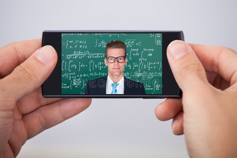 Mann, Der Den Vortrag on-line-Mathe Besucht Stockfoto - Bild von leute ...