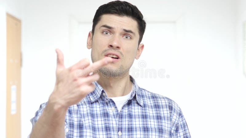 Mann, Der Mittelfinger InAnger Zeigt Stockfoto - Bild von nahaufnahme ...