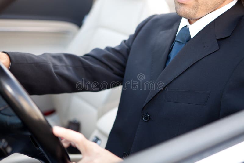 Mann im Auto stockfoto. Bild von stattlich, luxuriös - 22826090