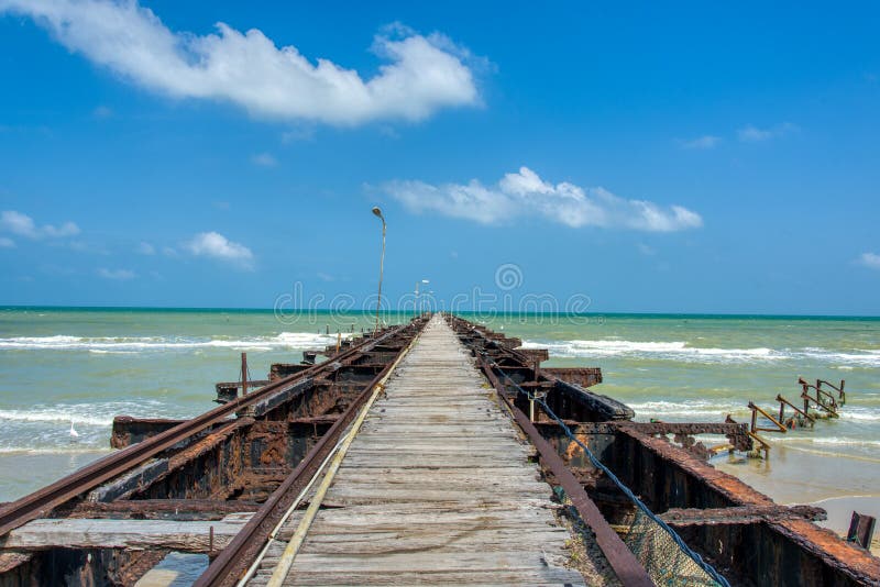 Mannar Island Pier, Sri Lanka Stock Photo - Image of pier, beach: 242286426