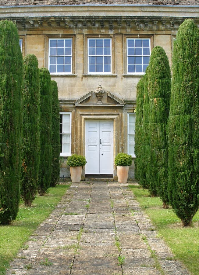 Manor House stock image. Image of europe, palace, treeline - 10392633