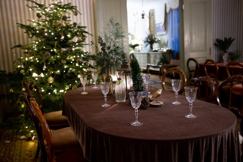 Manor Table Setting with Glasses, Ideal for a Grand Christmas ...