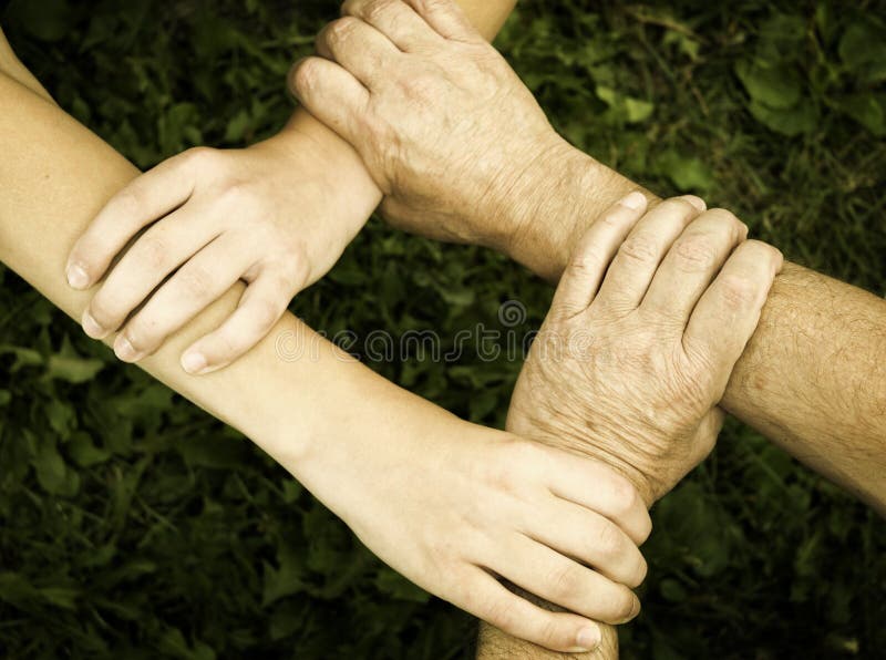 Manos unidas imagen de archivo. Imagen de encadenamiento - 2422957