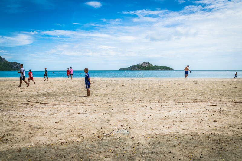 Manow Bay editorial photo. Image of country, city, cloud - 78184901
