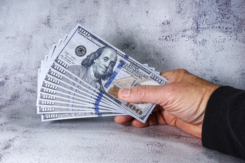 Mans Hhand Holding 1000 Dollars in Fake or Prop US 100 Dollar Bills ...