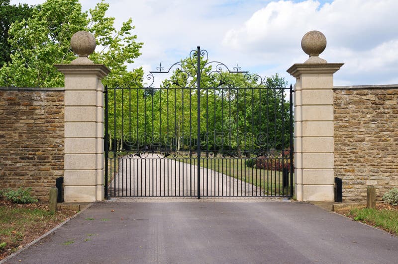 Mansion Gate stock photo. Image of gate, garden, estate - 16067706