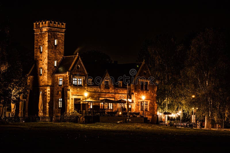 Mansion At Night Picture. Image: 82951117