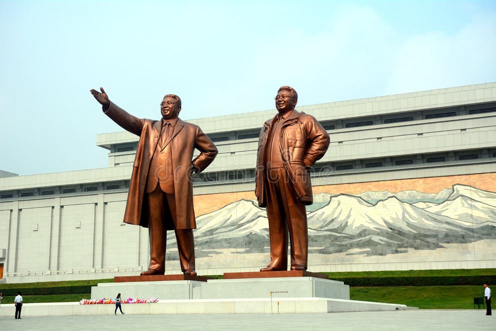 Mansudae Monument, Pyongyang, North-Korea Editorial Image - Image of ...