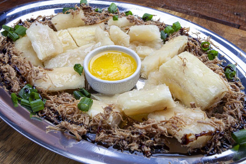 Manteca de yuca cocida imagen de archivo. Imagen de delicioso - 211978615