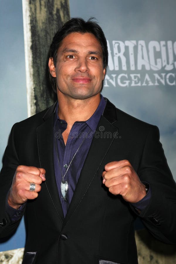 Manu Bennett editorial photo. Image of series, premiere - 23106631