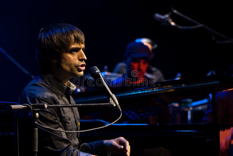 Manu Guix in Concert. Barcelona Editorial Image - Image of catalonia ...