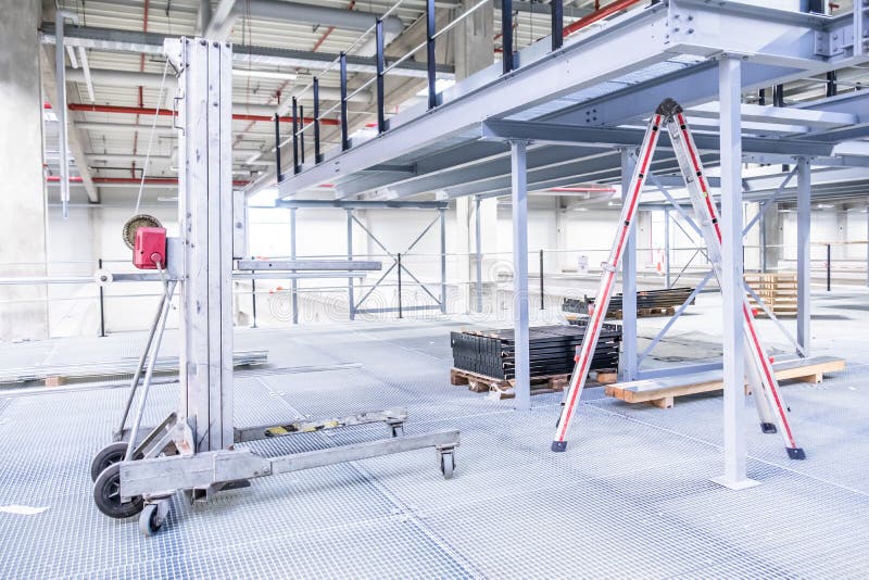 Manual lifting tool stock image. Image of construction - 85287887