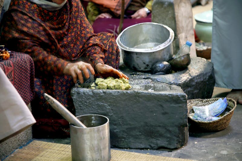 744 Cooking Oil Extraction Stock Photos - Free & Royalty-Free Stock ...