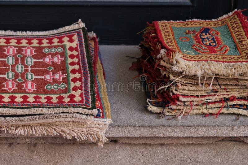 Manufacturing Process, Weaving of a Traditional Wool Oriental Red ...