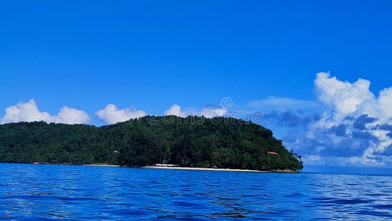 Manukan Island beach view stock photo. Image of lagoon - 255535314