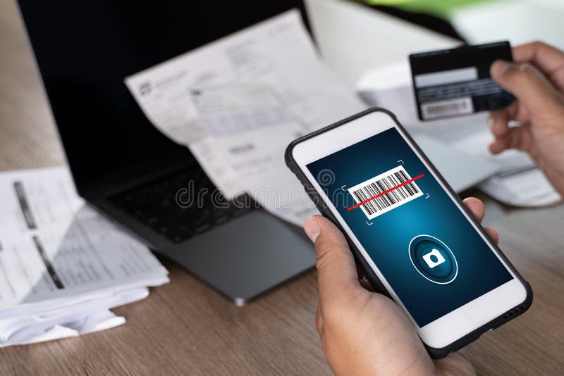 Manusing Smart Phone Payment and Mobile Payments Online Shopping Retail ...