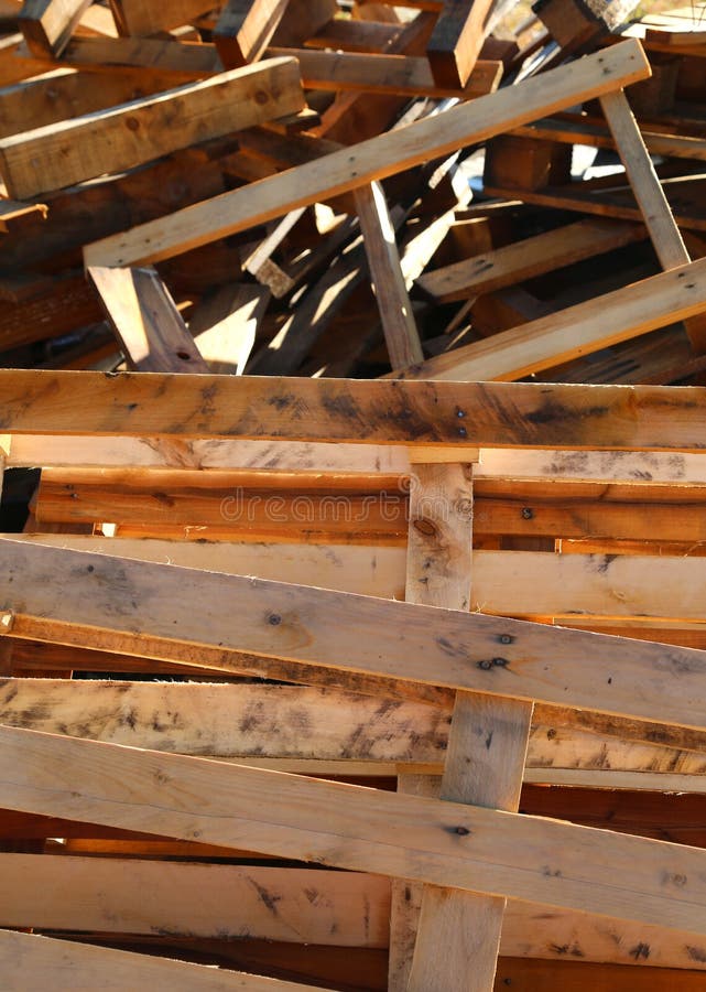 Broken and Rotting Wooden Pallets Stock Image - Image of pallets, dump ...