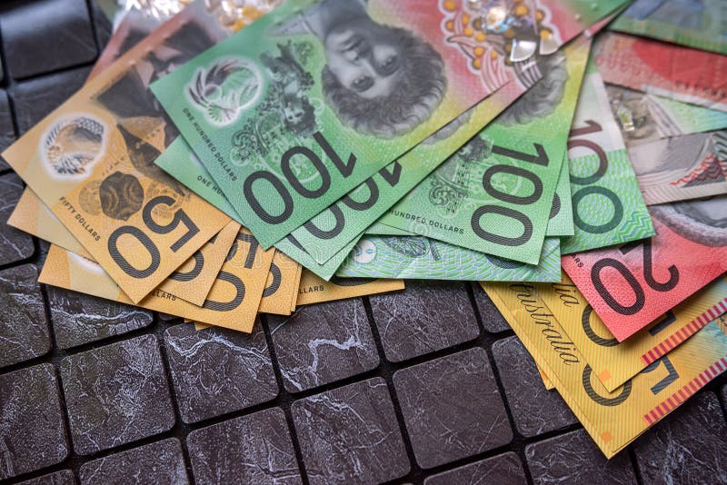 Many Different New Polymer Denominations Australian Dollars Banknotes ...