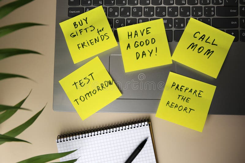 Many Different Reminder Notes and Laptop on White Table, Flat Lay Stock ...