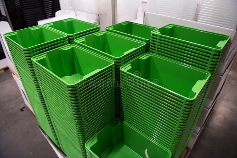 Many Folding Green Boxes Containers at Store Stock Image - Image of ...