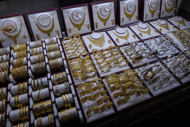 Many gold editorial photography. Image of light, together - 49546092