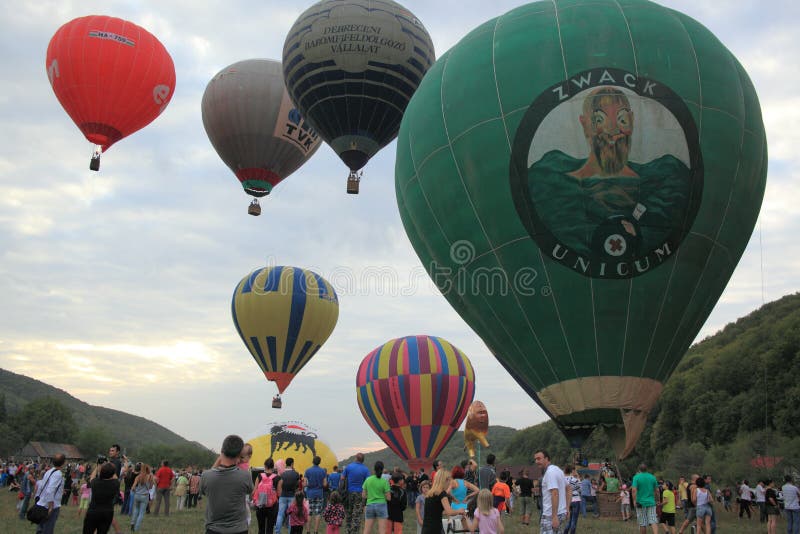 Many Hot Air Balloons Lifting Off Ground Editorial Photo - Image of ...