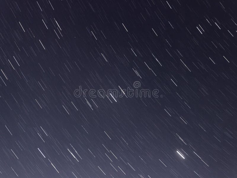 Many short star trails stock image. Image of arcs, long - 93160461