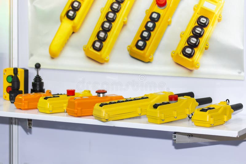 Many Type of Electric Remote Control Lift or Crane for Control ...