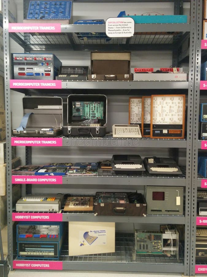 701 Vintage Computers Stock Photos - Free & Royalty-Free Stock Photos ...