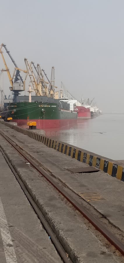 Many Vessels is Berthed for Loading at a Port Stock Image - Image of ...