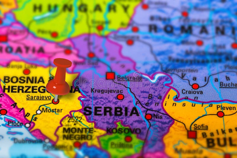 Sarajevo Fijó En Un Mapa De Europa Imagen de archivo - Imagen de macro ...