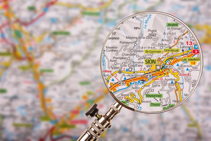 Mapa De Sion Sitten Com a Lupa Na Tabela Imagem de Stock - Imagem de ...