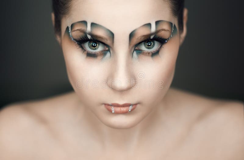 Maquillaje En El Estilo Del Rapaz Foto de archivo - Imagen de completo ...