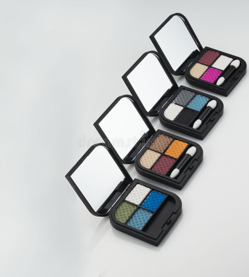 Maquillaje sin marca imagen de archivo. Imagen de cosmético - 101653747