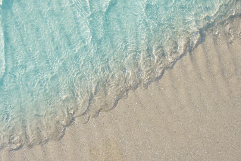 O Mar Azul Claro E a Onda Macia Abstraem O Fundo Foto de Stock - Imagem ...