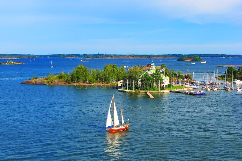Costa Do Mar Báltico Estónia Foto de Stock - Imagem de verde, europa ...