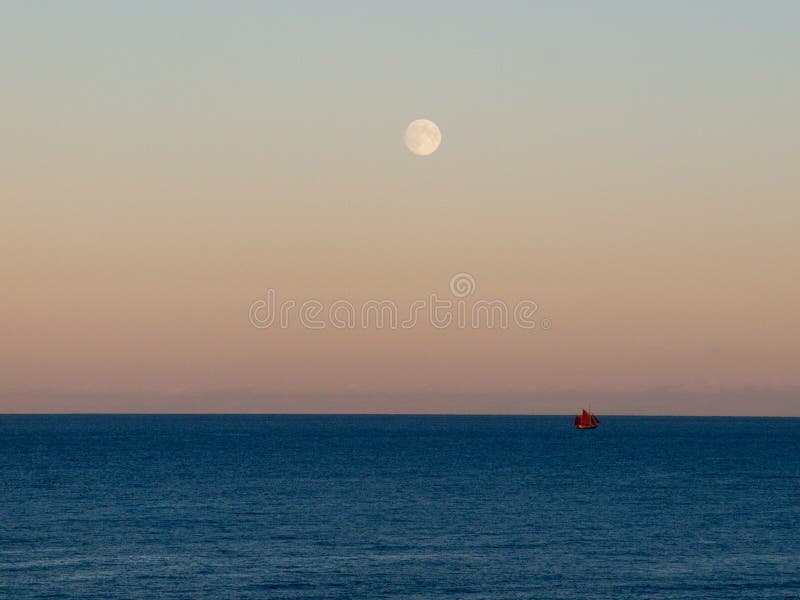 Mar da lua imagem de stock. Imagem de console, praia - 31714053